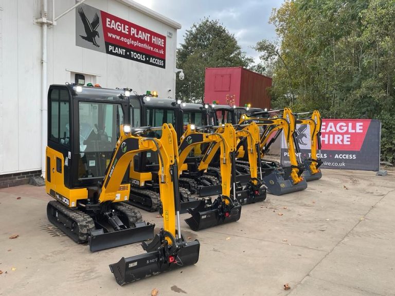 Eagle Plant Hire - Moving forward with confidence - Construction ...